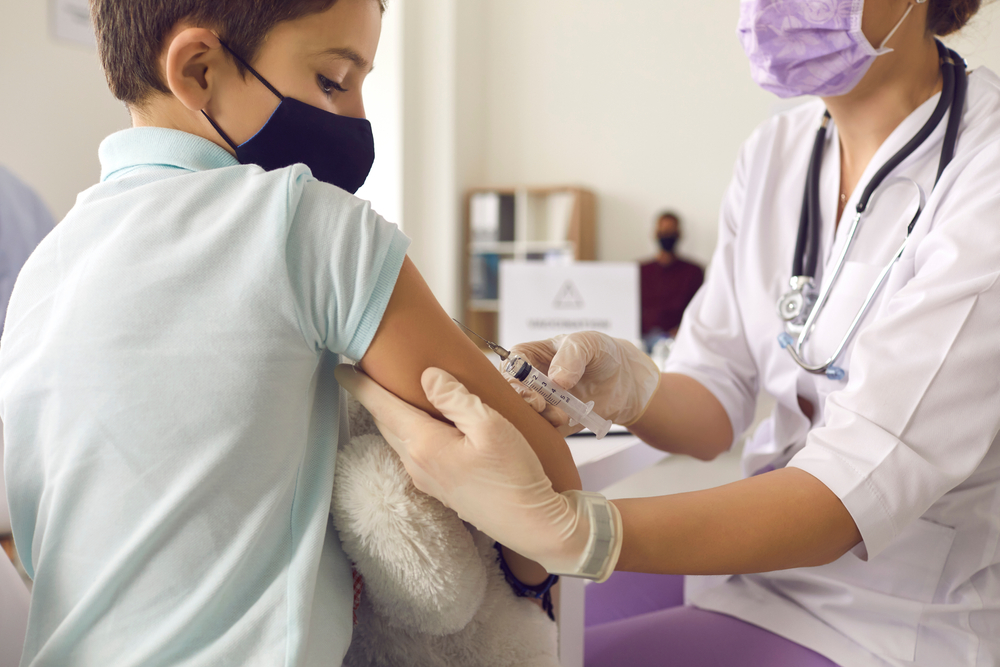 Vacina HPV: Meninos de até 14 anos são os que menos se vacinam